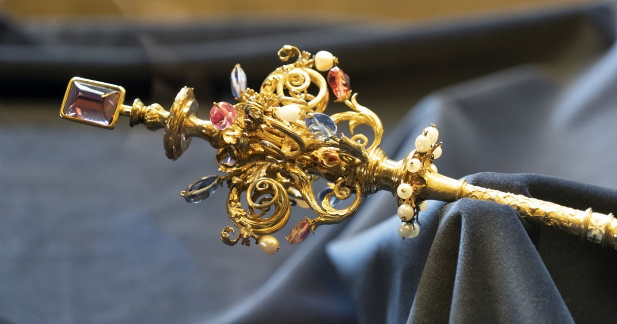Inside Prague Castle: Must-See Attractions & Gems 2026